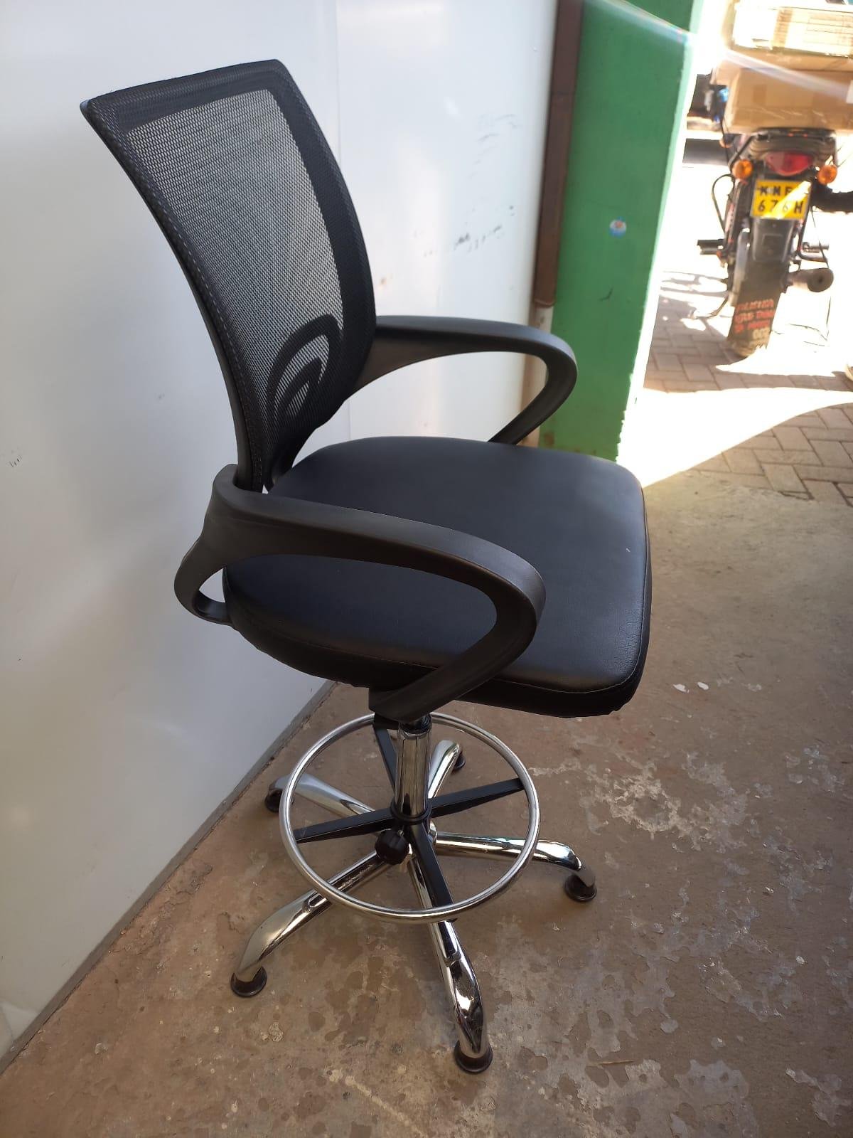 Cashier's Chair