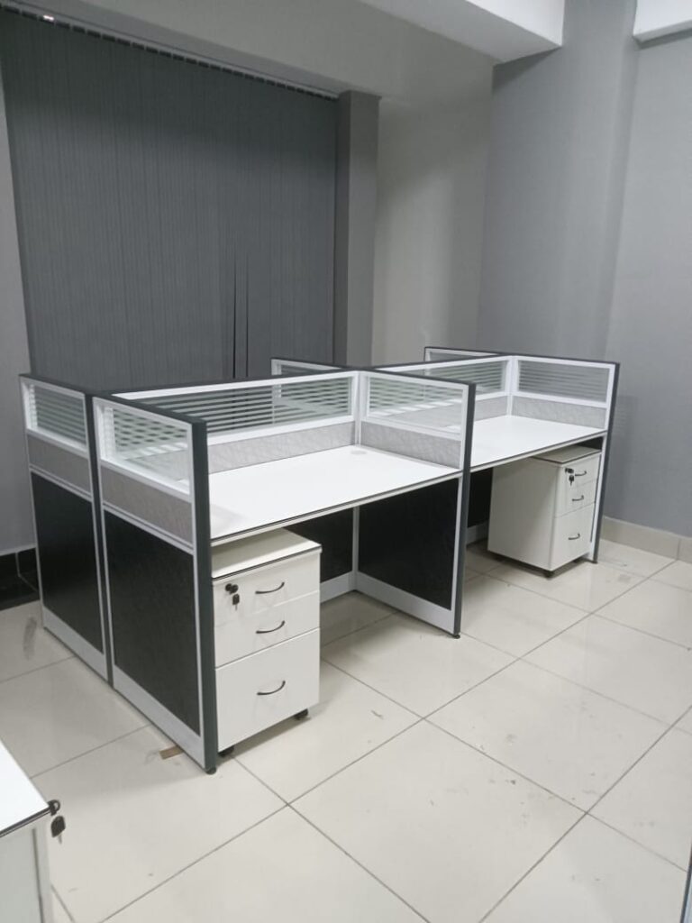 4-Way Modular Office Workstation