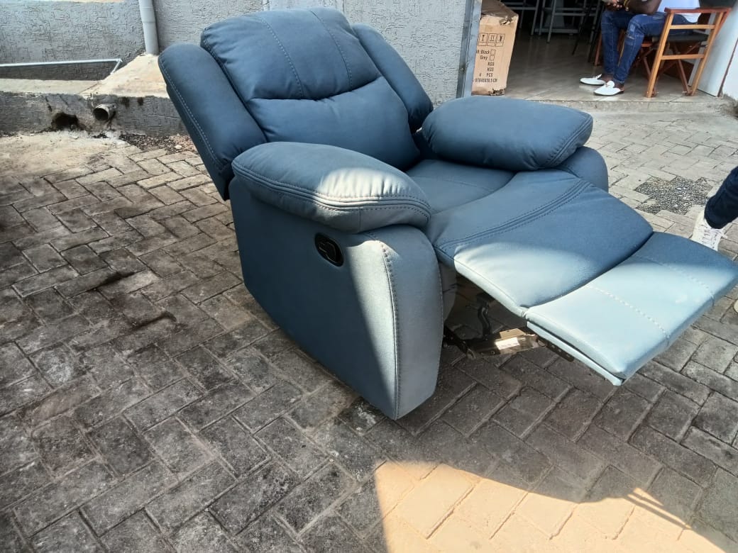 Single Recliner Sofa | Nairobi, Kenya